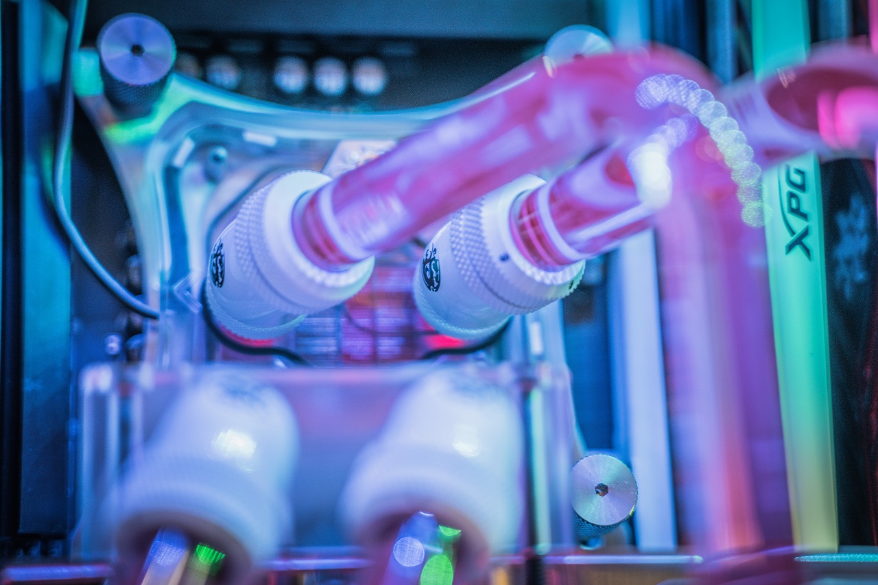 Case Mod Sakura - Dàn PC cho "phe tóc dài"