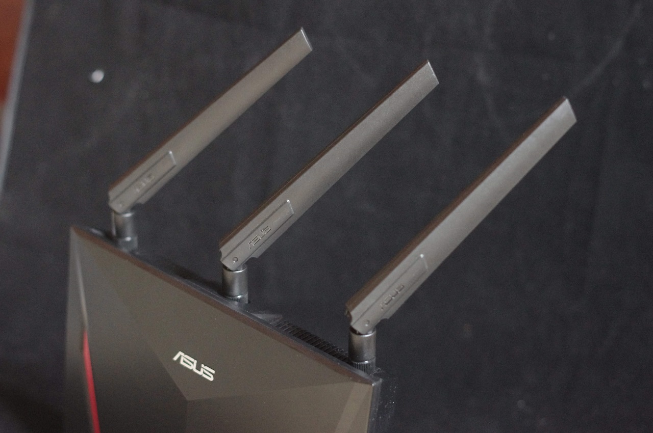 ASUS Wireless AC2900 - Router "khủng" dành cho game thủ