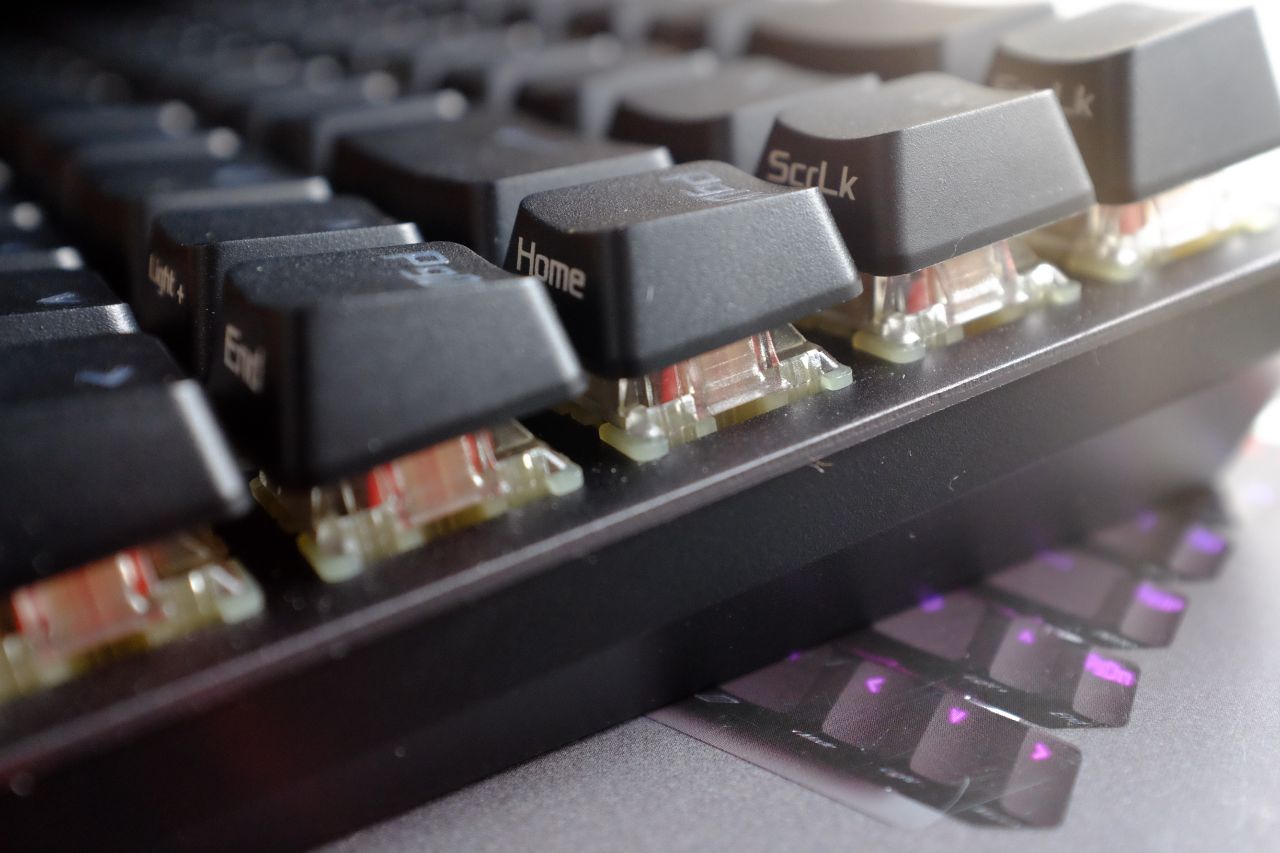 ASUS Falchion Wireless Gaming Keyboard - Đánh Giá Gaming Gear