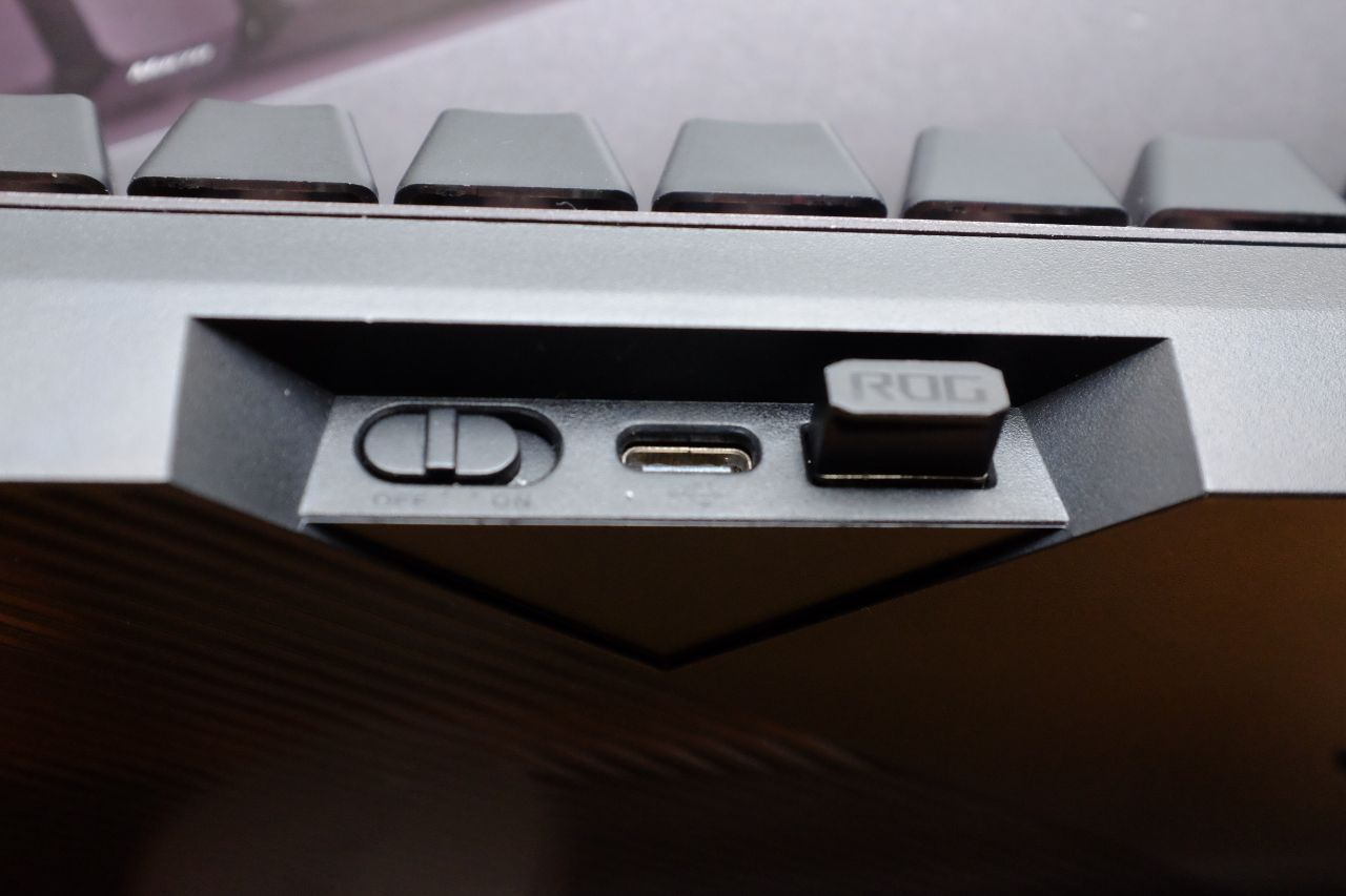 ASUS Falchion Wireless Gaming Keyboard - Đánh Giá Gaming Gear