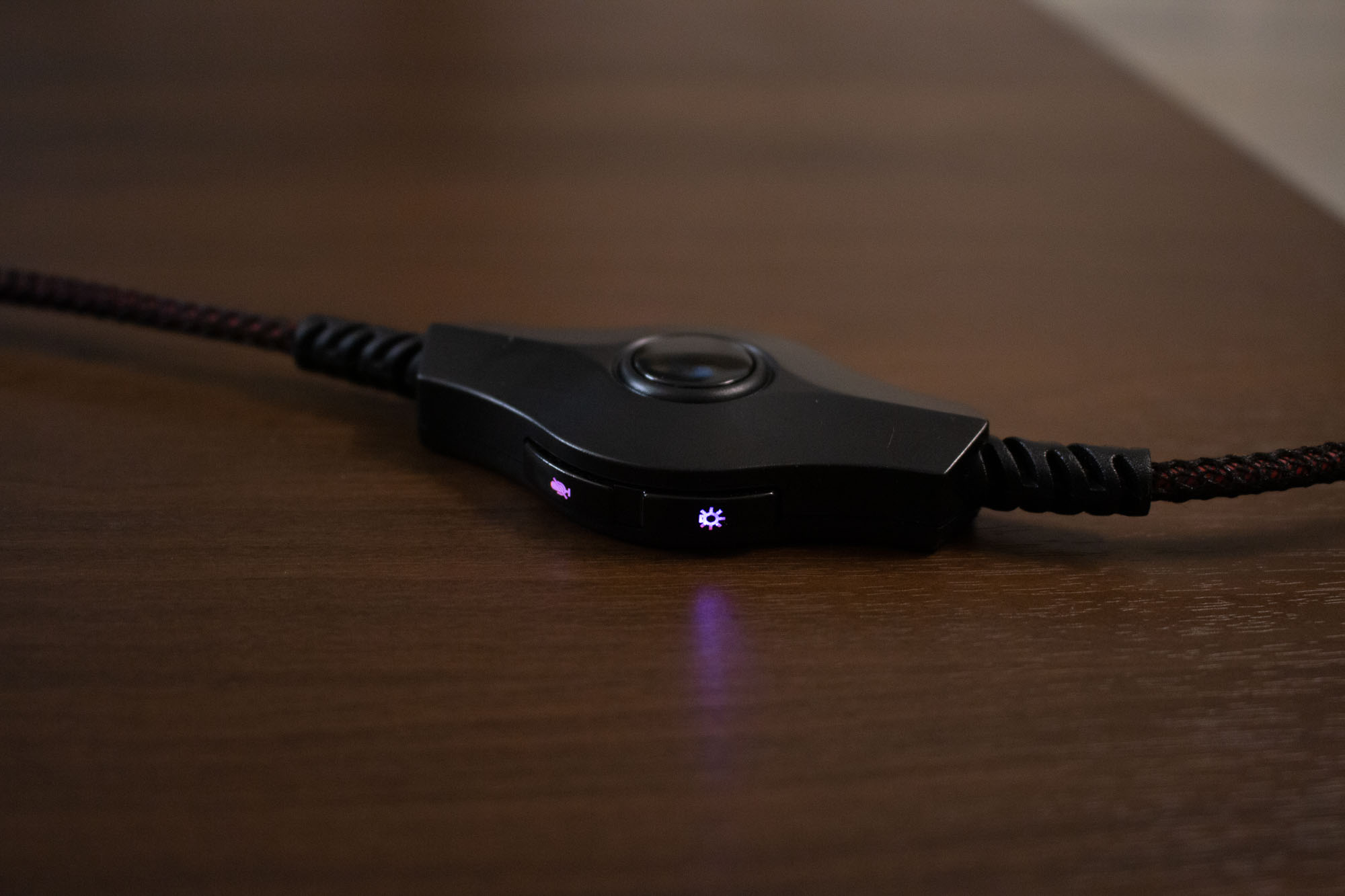 XPG EMIX H20 - Đánh Giá Gaming Gear