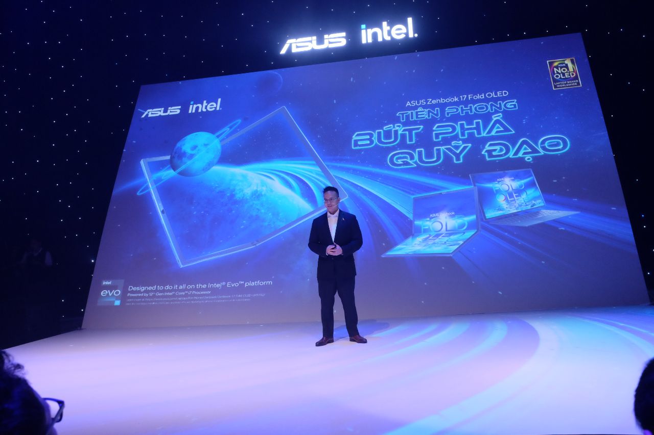 ASUS ra mắt Zenbook 17 Fold OLED - Sự kiện