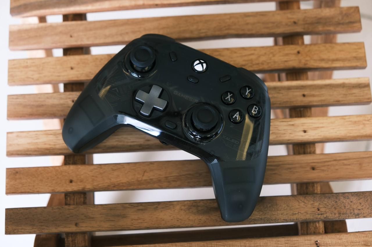 GameSir Kaleid Xbox Wired Controller - Đánh Giá Gaming Gear - Vietgame.asia
